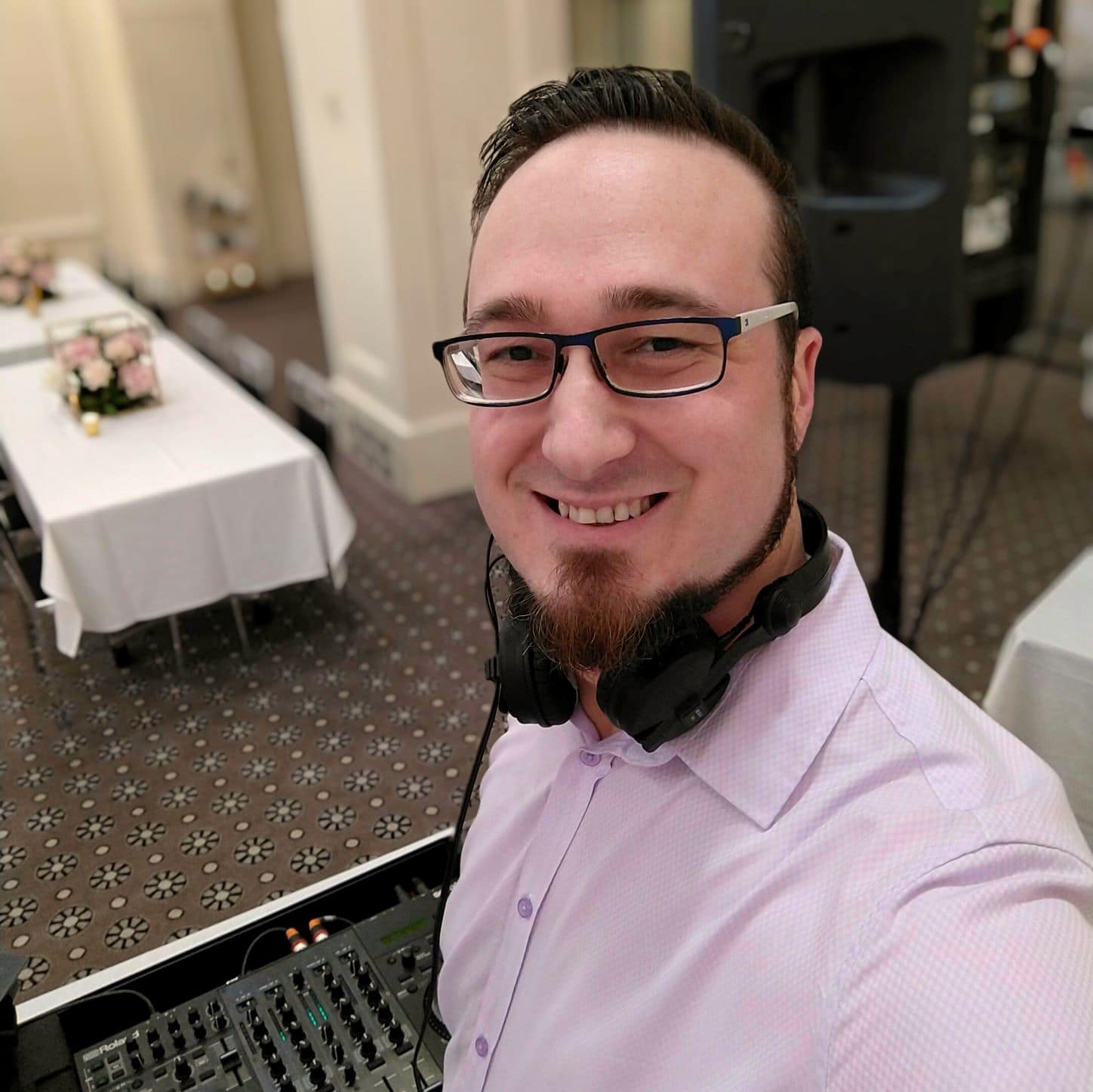 DJ & MC Mike – Best DJ Hire